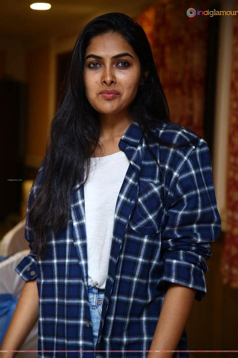 Divi Vadthya Actress Photo Image Pics And Stills 539536