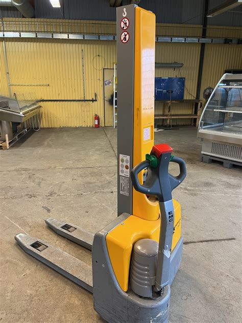 Jungheinrich Stacker Emc 10 2003 Ps Auction We Value The Future