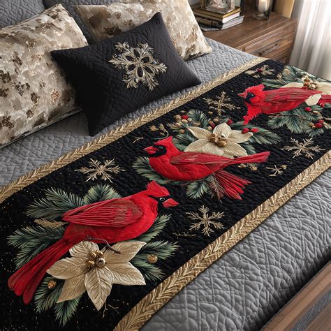 Midnight Cardinals Quilted Bed Runner Ncu0th3742 Vantique