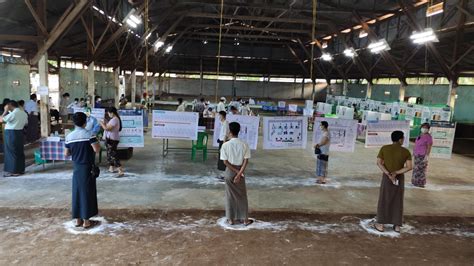 ကြို့ပင်ကောက်မြို့နယ်ရှိ ဆန္ဒမဲပေးပိုင်ခွင့်ရှိသူမဲဆန္ဒရှင်များ မဲရုံအသီးသီးတွင် ဆန္ဒမဲများ