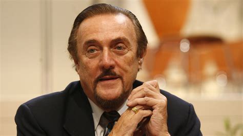 Zemřel Psycholog Philip Zimbardo Proslavil Ho Kontroverzní Experiment