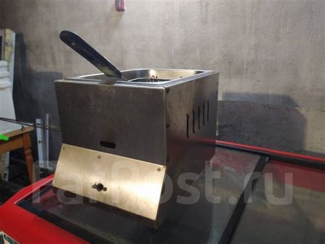 Фритюрница газовая б у в наличии Цена 4 500₽ в Уссурийске