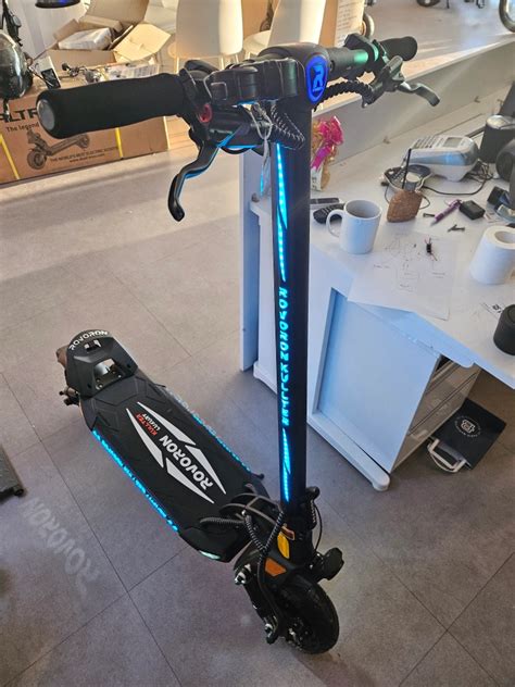 듀얼모터 로보론 킥보드 판매합니다 당근 중고거래