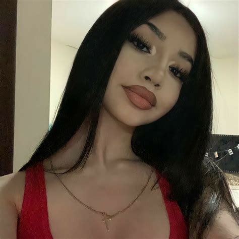 Pin By ɯʎuouɐ On 𝔊𝔦𝔯𝔩𝔰🗡️👸 Pretty Makeup Cute Makeup Looks Cute Makeup