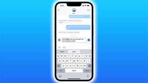People Are Just Finding Two Secret Iphone Keyboard Tricks With Huge Perks Youll Never Text