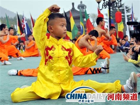 郑州武术郑州空翻 随意云