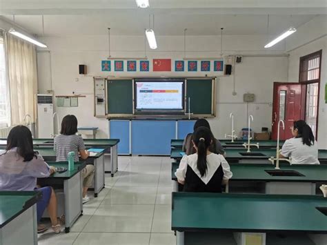 巧借外力以测促训临沂南坊小学英语教材培训重实效 教学 进行了 优秀教师