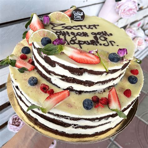 Торта на 2 етажа Just Cakes Здравословни домашни торти и десерти в Пловдив