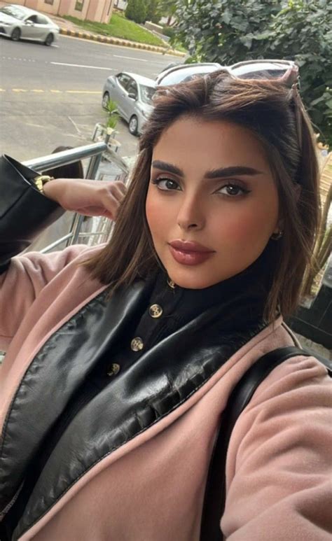 Pin By Waref😩 On بنات عبدالله🧡 Women Quick