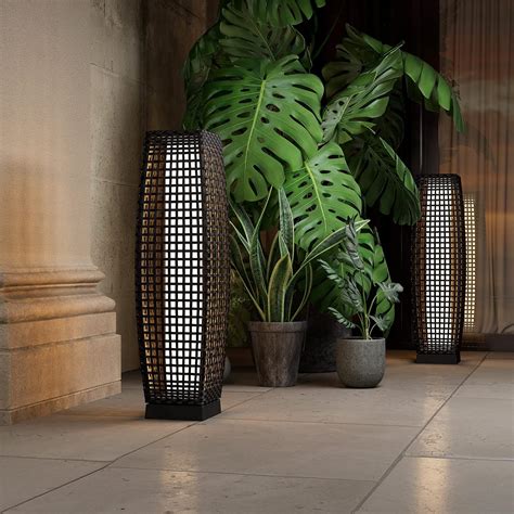 Grand Patio 戶外太陽能樹脂柳條落地燈戶外耐候甲板燈適用於花園或門廊 大型 富士 2 件組深棕色