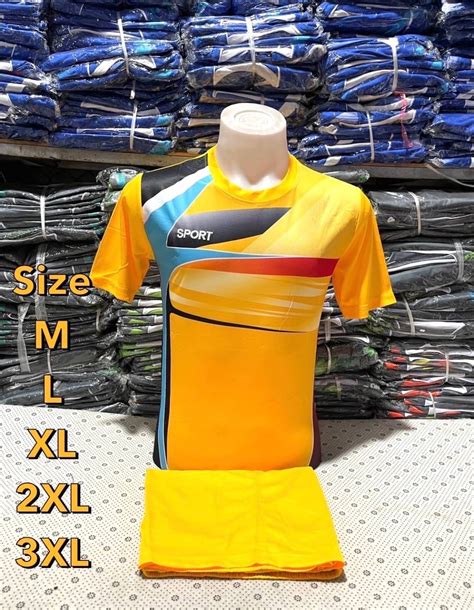 ชุดกีฬาใส่ได้ทั้งชาย หญิงsport ชุดกีฬาออกกำลังกาย เสื้อพร้อมกางเกง สีสันสดใส เนื้อผ้าเบาสวมใส่