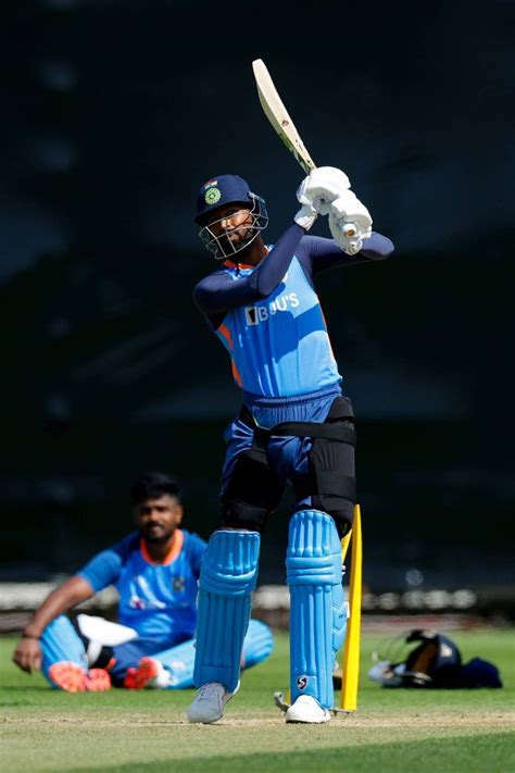 Pix Hardik Bats Bowls Fields Rediff Cricket