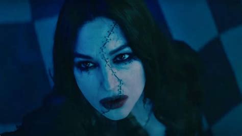 Beetlejuice 2 Trailer Reveals First Look At Beetlejuices Wife En 2024