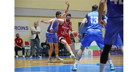 ЦСКА удари Левски на баскет