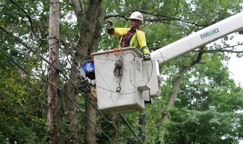 Scattered Power Outages Reported Across Ct