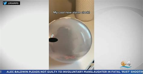 Miami Police Issue Warning Over New Tiktok Flash Challenge Cbs Miami