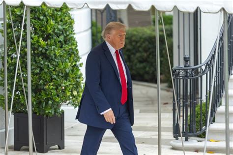 Eras ထရမ့်က အီရန်ကို တိုက်ခိုက်ရန် အမေရိကန်စစ်တပ်ကို ခွင့်ပြုလိုက်ပြီဖြစ်သော်လည်း လတ်တလောတွင