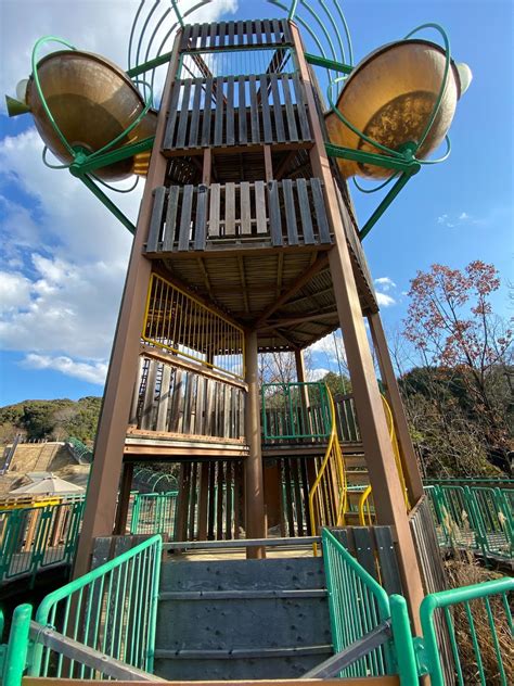 おすすめスポット公園編 秘密基地がある 道の駅 四季の郷公園 FOOD HUNTER PARK和歌山市AGARA子育て応援ひろば