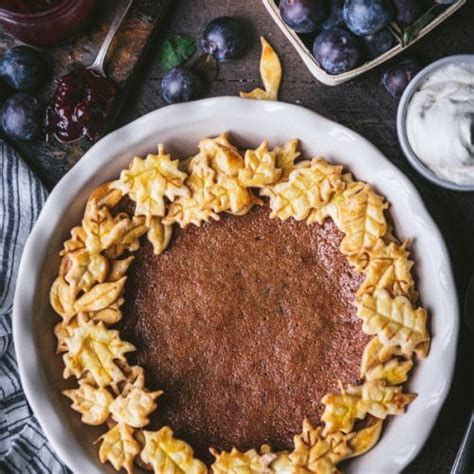 Old Fashioned Damson Plum Pie The Seasoned Mom