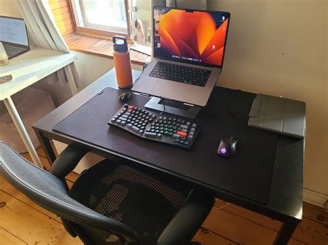 My Simple But Efficient Coding Setup Just Got The Keychron Q10 R