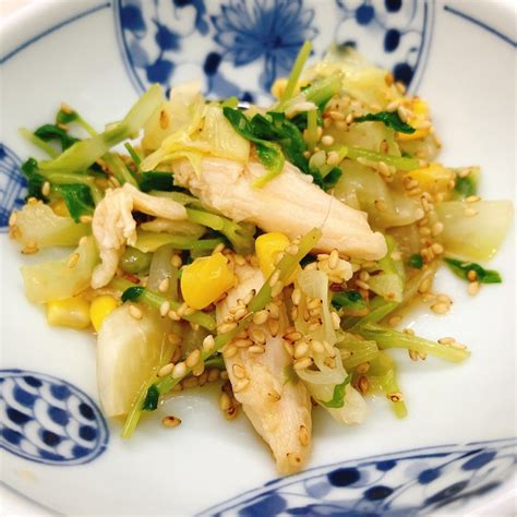 【病院】チキンと豆苗サラダ【給食】 By 井上病院栄養科 【クックパッド】 簡単おいしいみんなのレシピが395万品