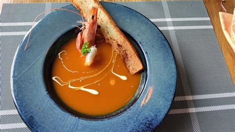 binary classification evaluation summary