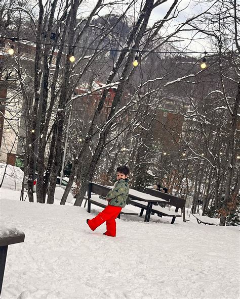 მე და ილო პირველად ვიყავით ზამთრის კურორტზე არ ყოფილა ცუდი იმას თუ არ ჩავთვლით მთელი ნერვები