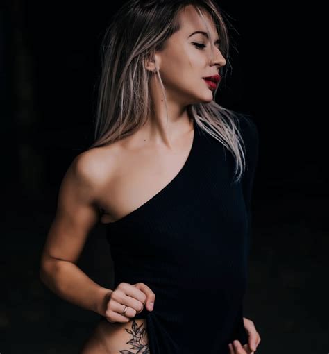 Miss Exclusive Content On Boosty