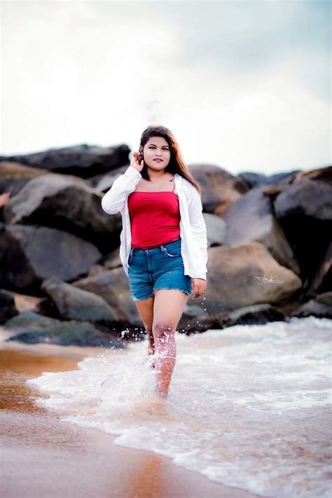 මිනිස්සු හදවතින් ලස්සන උනාම පෙනුමෙනුත් ලස්සන වෙනවා Photos ~ Ikman Lk Ikman News Web