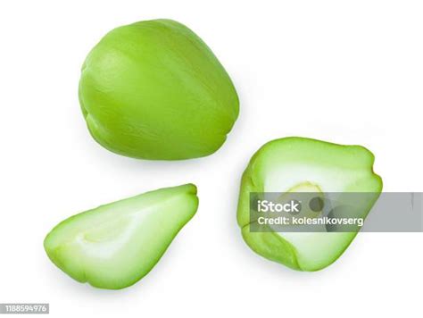 신선한 차요테 야채 또는 멕시코 오이 흰색 배경에 고립 맨 위 보기 플랫 레이 0명에 대한 스톡 사진 및 기타 이미지 0명 3가지 개체 꼭대기 Istock