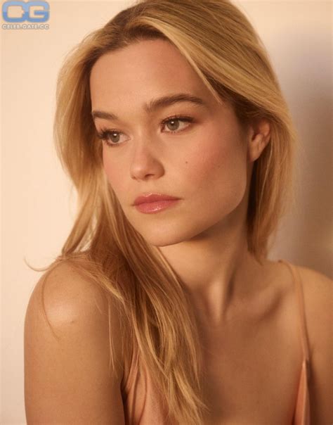 Sarah Catherine Hook Nude Pictures Photos Playboy Naked Topless Fappening