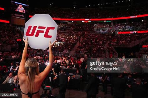 2450 Ufc Ring Girls Photos And High Res Pictures Getty Images