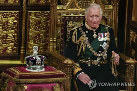 [뉴스 뒤 역사] 찰스 3세는 영국사의 찰스 징크스 피해갈 수 있을까