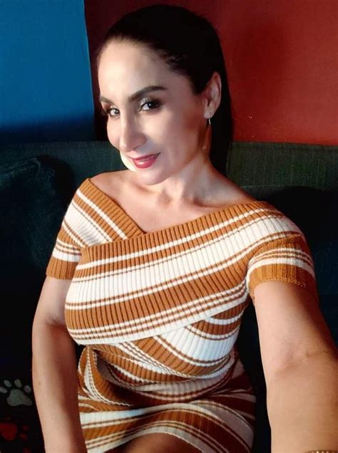 Pin On Mujeres Maduras Guapas