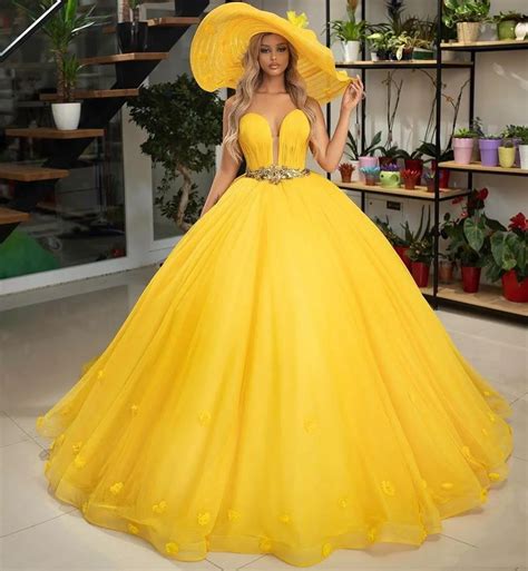 Bright Yellow Long Prom Dresses With Sweetheart Pleats Floor Length