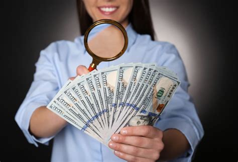 How To Detect Counterfeit Bank Notes