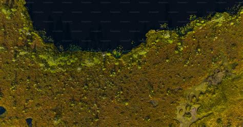 배경에 어두운 하늘이 있는 산의 조감도 사진 Unsplash의 배경 화면 이미지