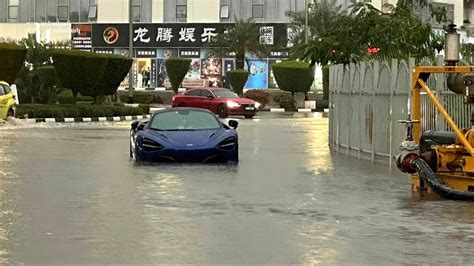 Դուբայում հորդառատ անձրևների պատճառով արտակարգ իրավիճակ է ստեղծվել Youtube