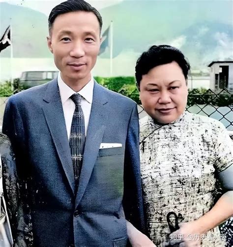 邵逸夫与妻子黄美珍的珍贵合影，她原本是邵逸夫兄弟的女友 知乎