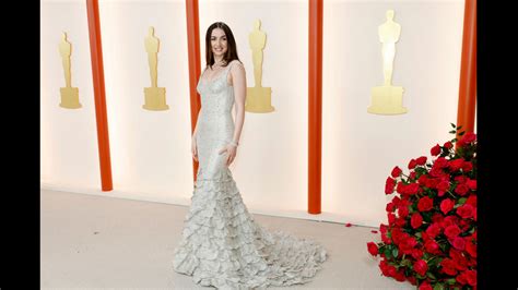 ШАМПАНСКО И ДИАМАНТИ Холивудските звезди в нощта на Оскарите Nova Bg