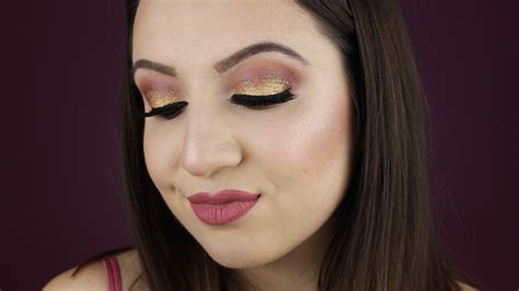 How To Contour And Highlight Like A Pro How To Create A Tan Or Contour Makeup Beauty On Cut