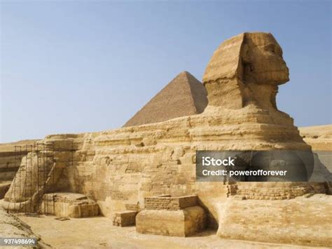 기자와 카이로 이집트의 기자 피라미드 복합물에 스핑크스의 중대 한 피라미드 0명에 대한 스톡 사진 및 기타 이미지 0명 건물 외관 건축 Istock
