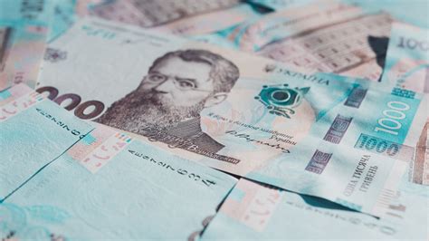 Пенсии субсидии на коммуналку и больничные ПФУ сделал важное заявление по выплатам украинцам