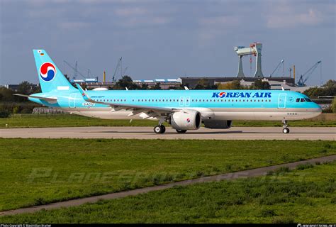 D Azyu Korean Air Lines Airbus A321 272nx Photo By Maximilian Kramer