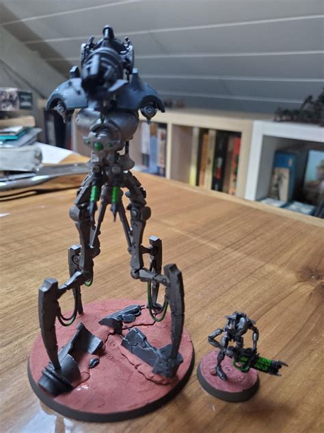 A Canoptek Doomstalker R Necrons40k