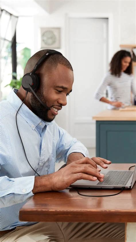 Professional Wired Headset For Hybrid Working Jabra Evolve