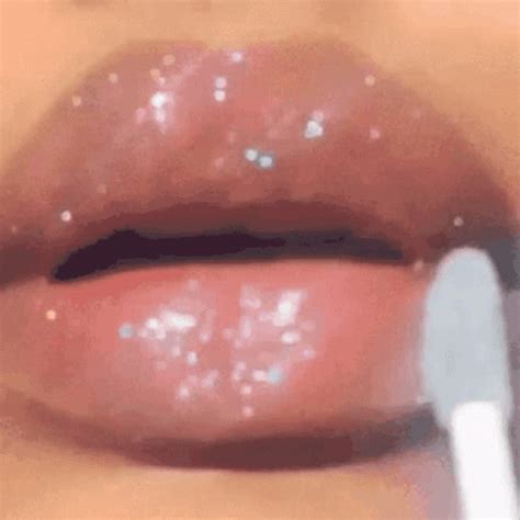 𝓛𝓾𝓬𝓲𝓪｡･˚s Profile On Friendproject