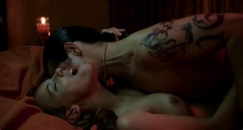 Anne Hathway Sex Scene In Havoc The Fappening