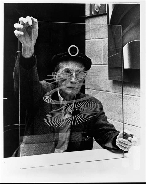 Il Grande Vetro Duchamp Cosa Sapere Harpers Bazaar