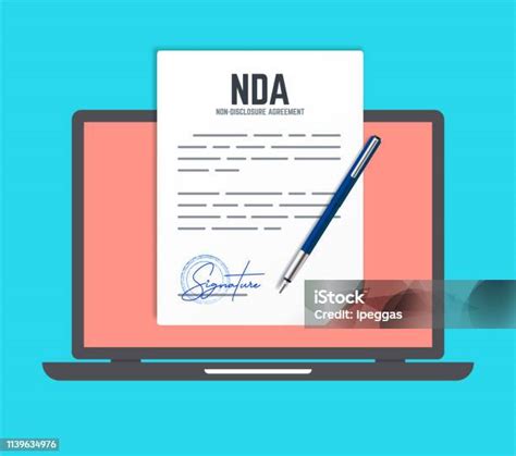 평면 스타일의 스탬프와 서명 및 노트북이 있는 비공개 계약 문서 펜 벡터 개념 Nda 문서에 대한 스톡 벡터 아트 및 기타 이미지 문서 일러스트레이션 동의 Istock